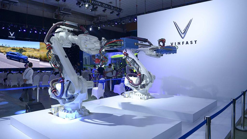 VinGroup ra mắt VinRobotics: Định hình tương lai công nghệ và tự động ...