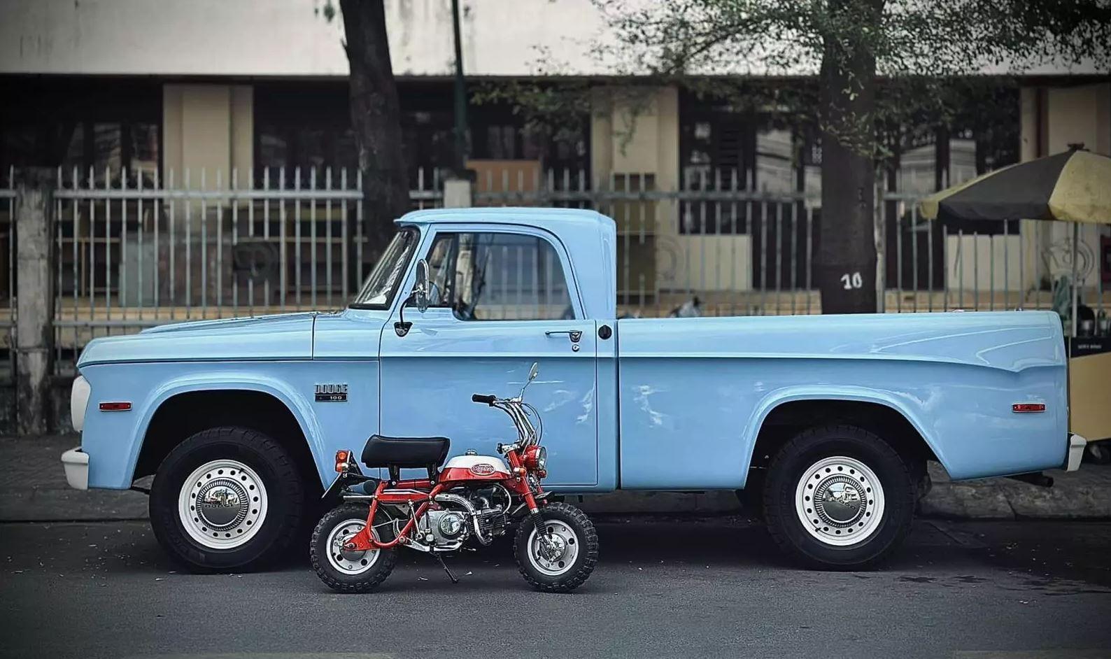 Dodge D100 – Biểu tượng xe bán tải cổ điển xuất hiện tại Việt Nam