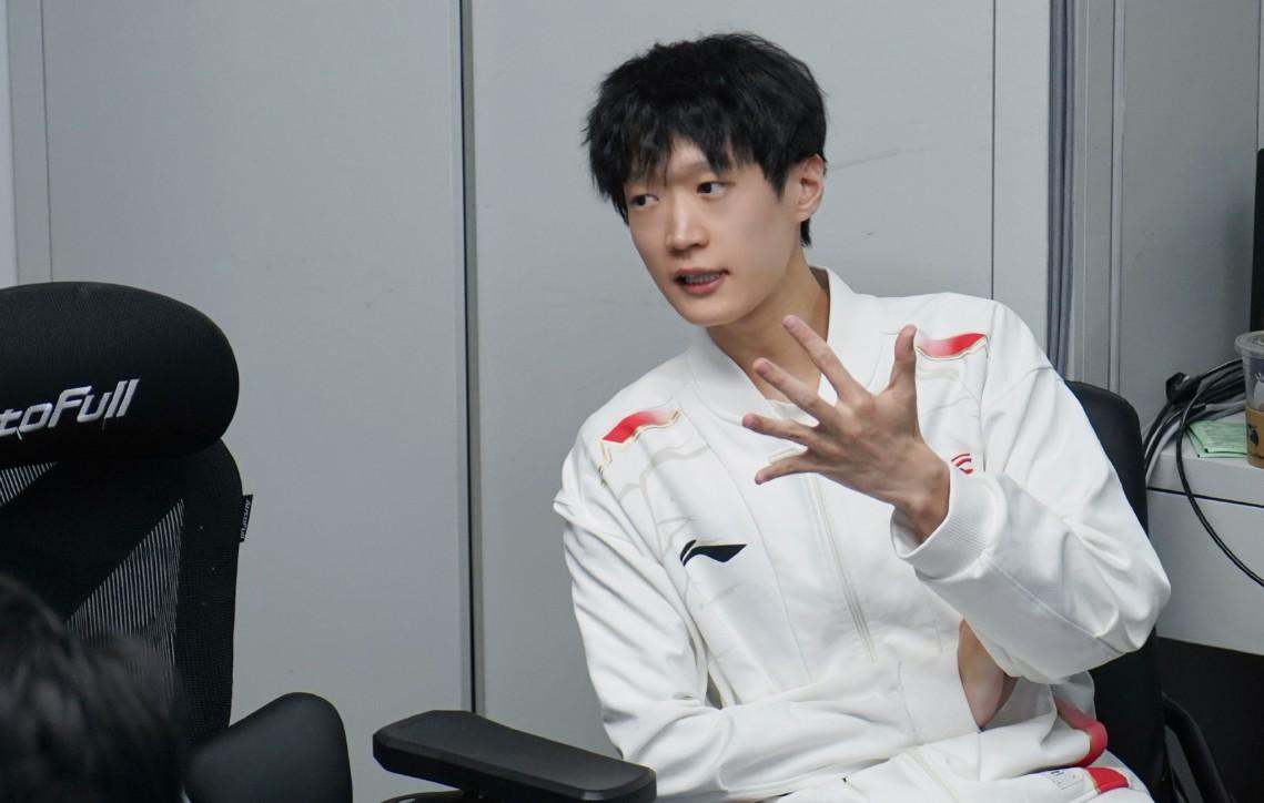 AL Shanks: "Phải đối đầu với Chovy thì mới biết có áp lực hay không"