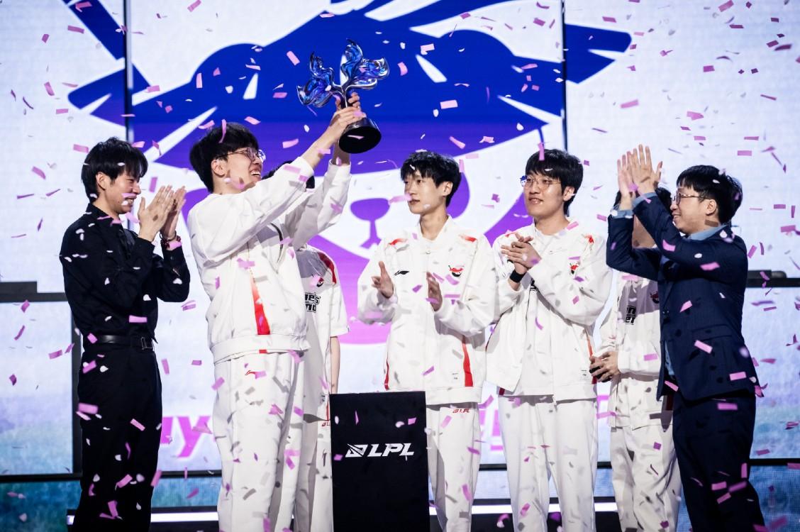 AL Shanks: "Có gì phải sợ khi đấu với Chovy, Faker chứ, tôi từng trải ...