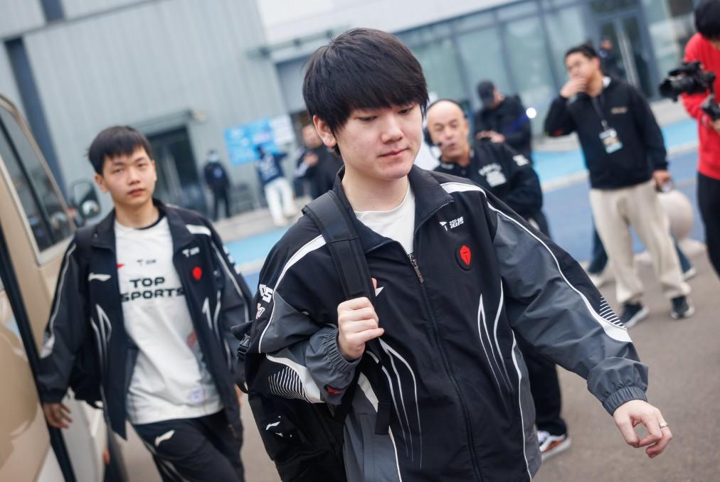 Link xem trực tiếp CKTG LOL hôm nay 25/10