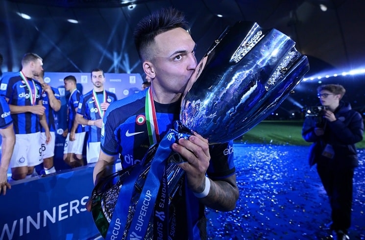 Lautaro Martinez đi vào ngôi đền huyền thoại Inter Milan với thành tích ...