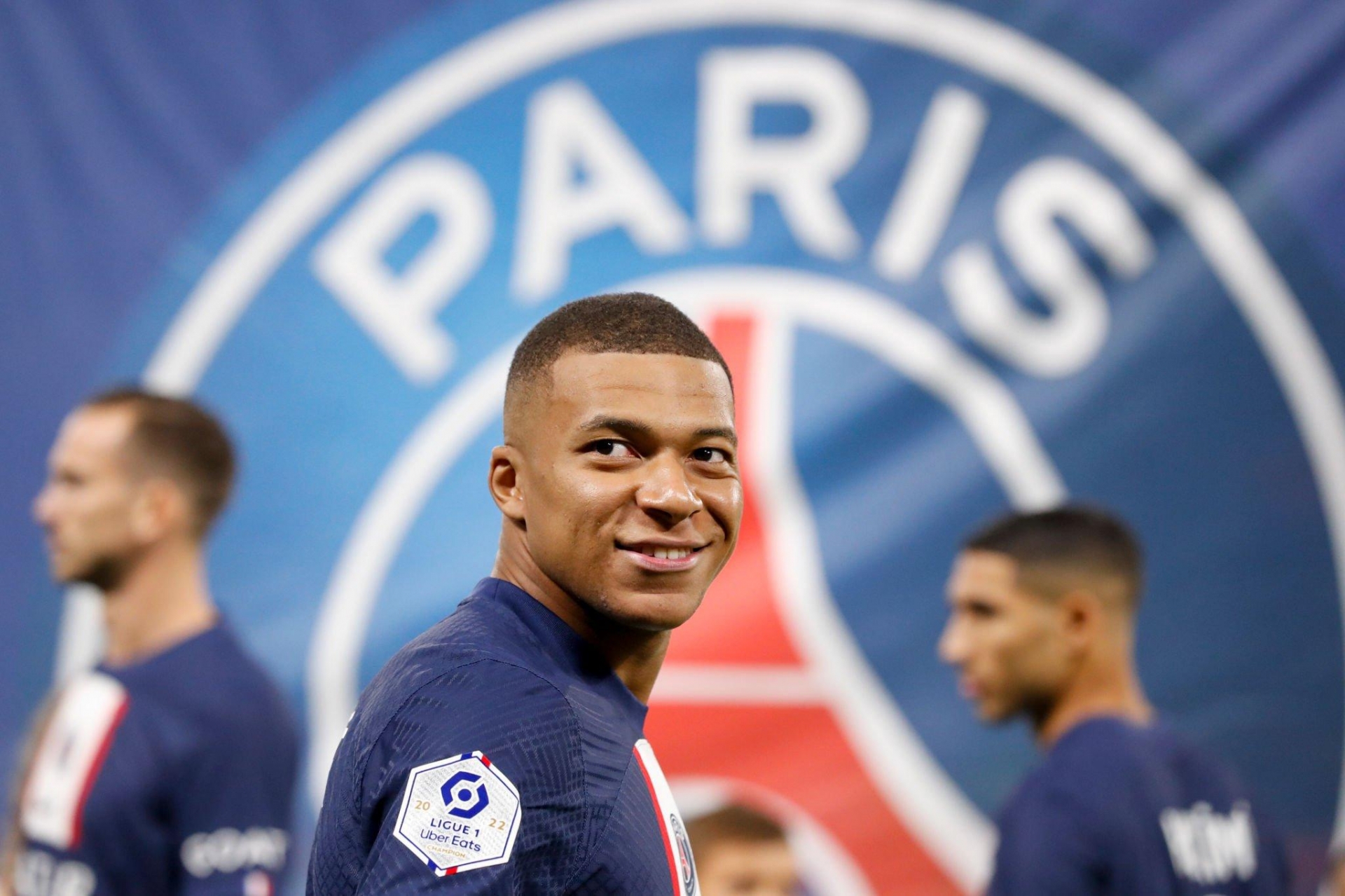 'Phó chủ tịch' Mbappe lại gây thất vọng vì hành vi 'xấu tính' trên sân