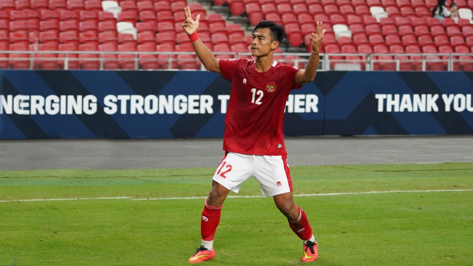 Sát ngày đấu Việt Nam, sao trẻ Indonesia nhận vinh dự cực lớn từ AFC