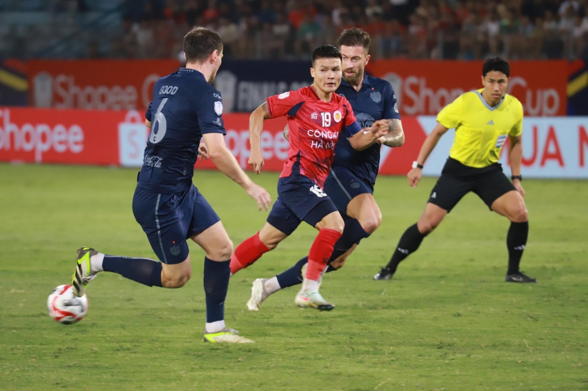 Truyền thông Thái Lan phản ứng bất ngờ về trận CAHN hoà 2-2 Buriram