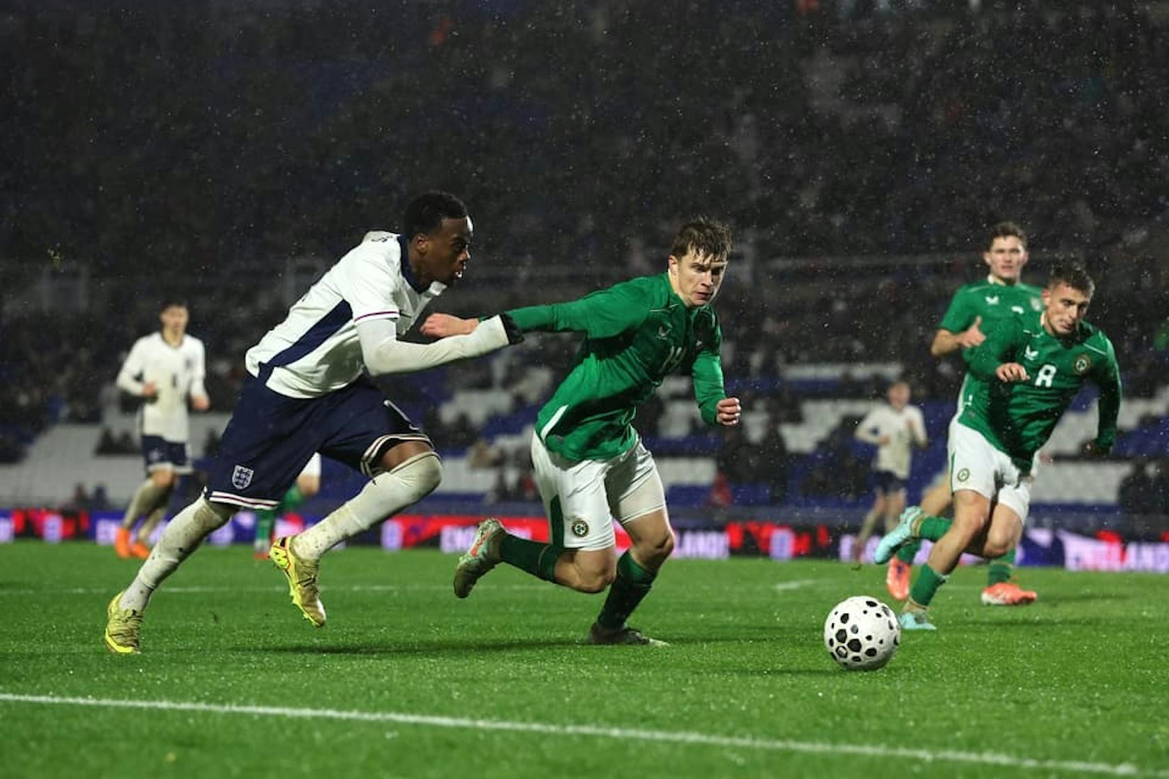 Chelsea đón tin dữ trước trận gặp Barca và Arsenal