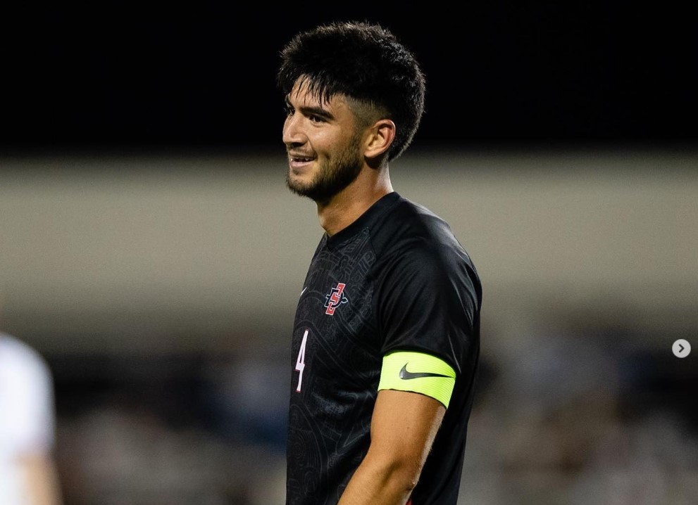 Trung vệ Việt kiều Mỹ mới toanh gia nhập Hà Nội FC