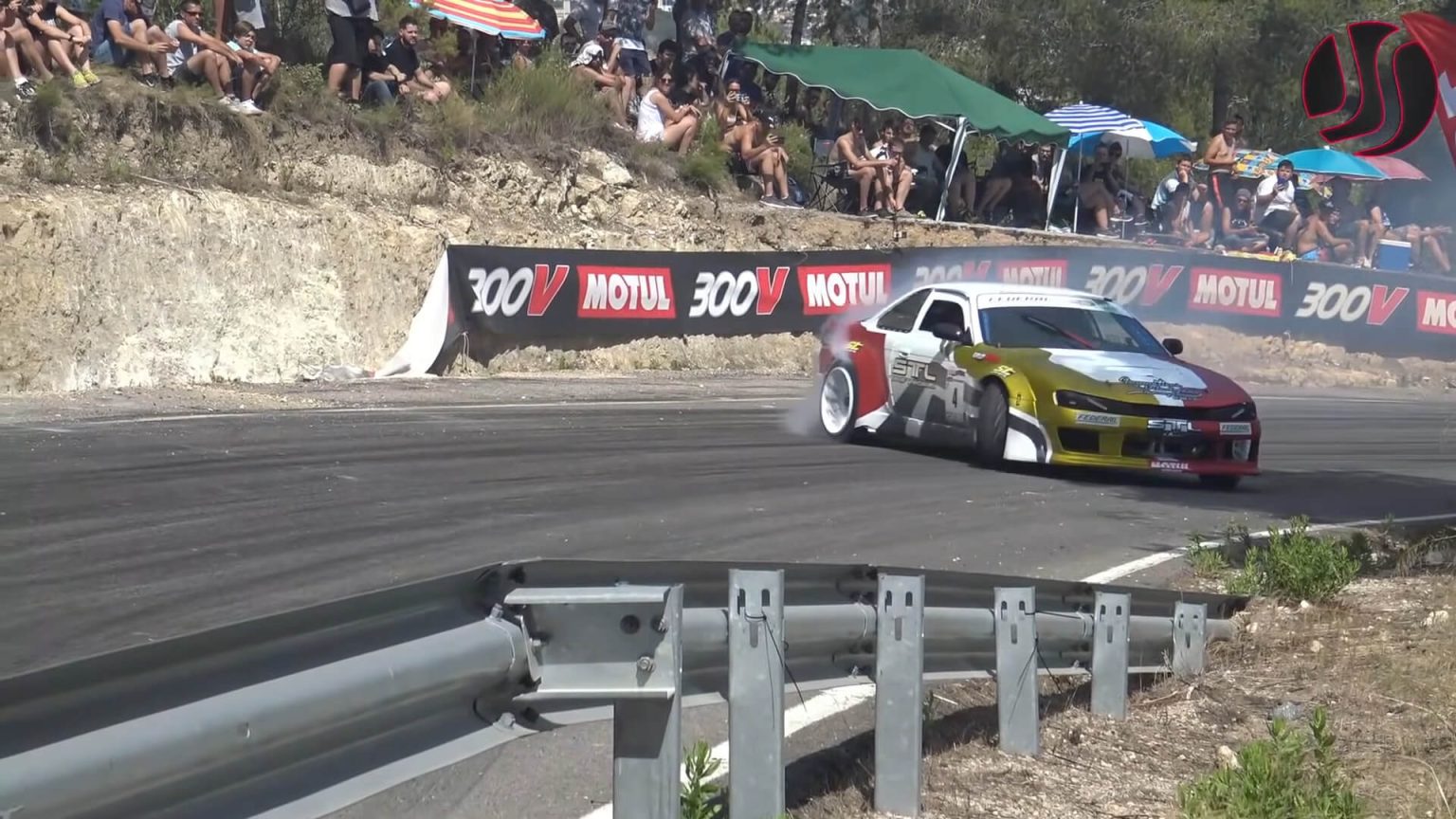 Drift là gì? Cách drift xe cực đỉnh mà không bị phạt