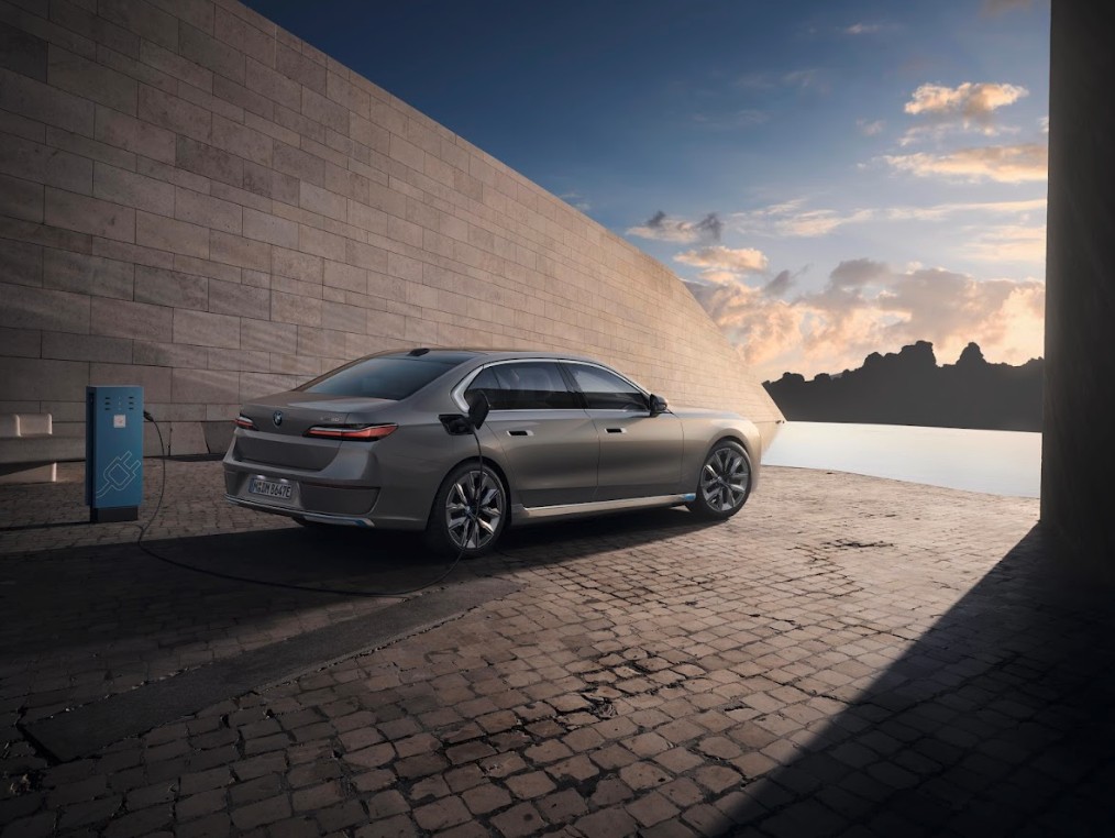 Loạt xe cao cấp của BMW chính thức ra mắt tại Việt Nam