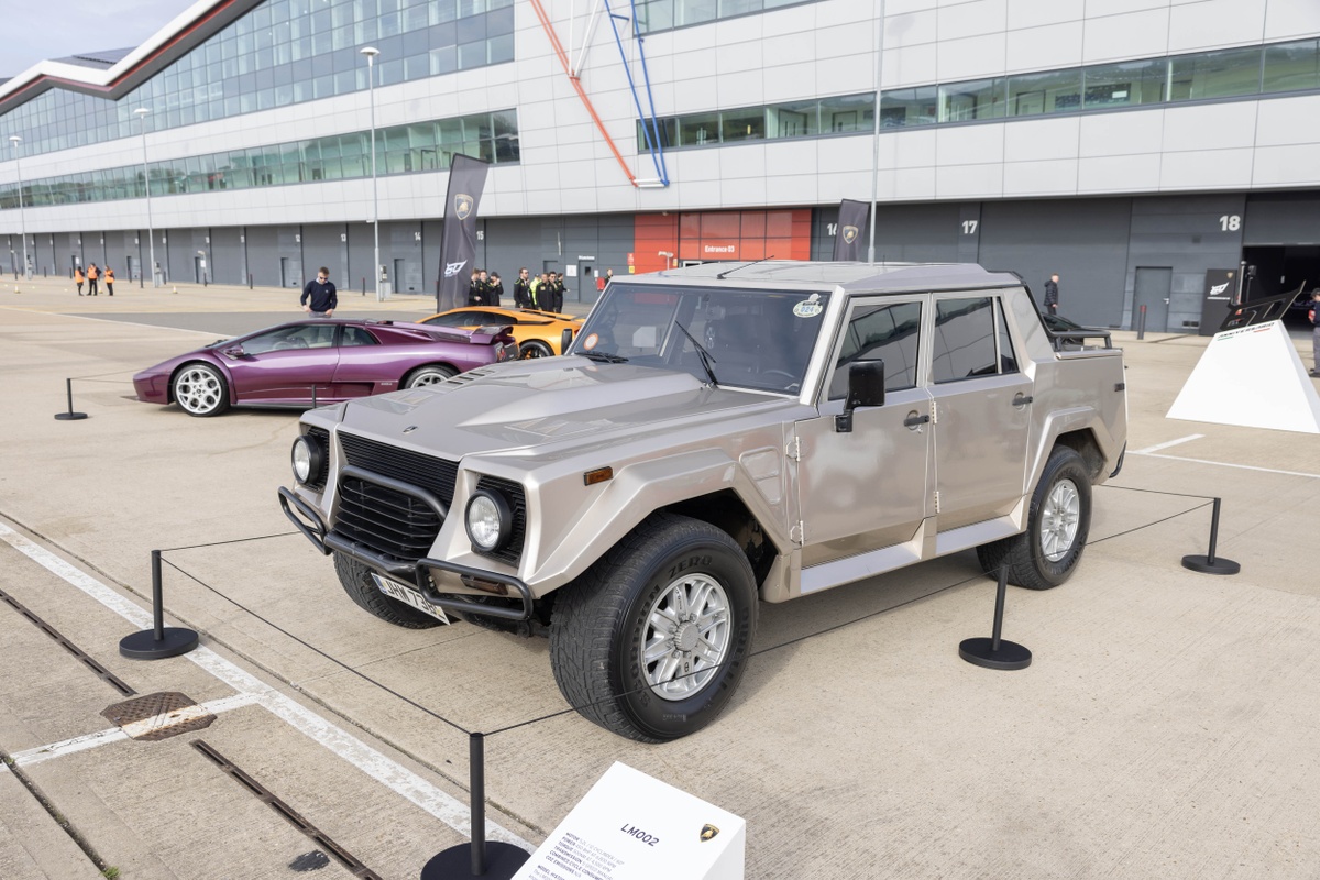 Chiêm ngưỡng dàn xe Lamborghini trong sự kiện kỷ niệm thành lập hãng