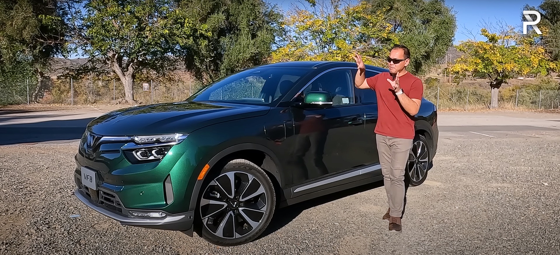 Reviewer xe người Mỹ: VinFast VF 8 2024 là ví dụ về một chiếc ô tô điện ...