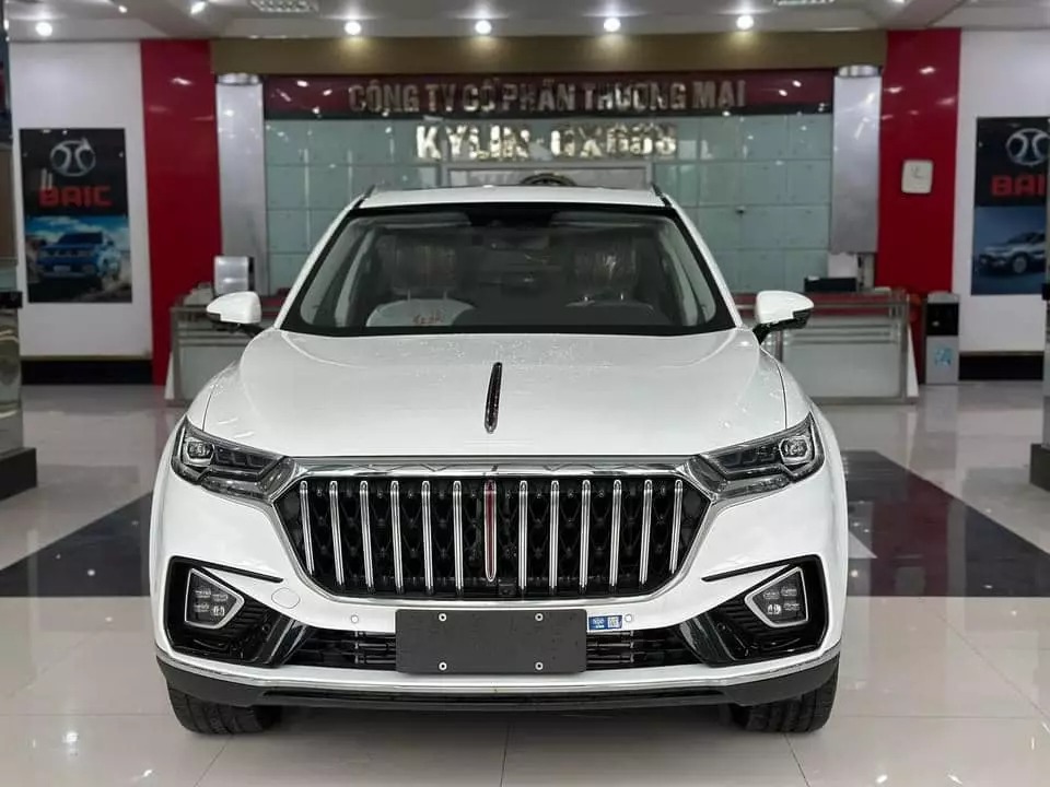 Cận cảnh SUV cỡ trung Hồng kỳ HS5 tại Việt Nam, giá khởi điểm ngang ngửa Hyundai Tucson