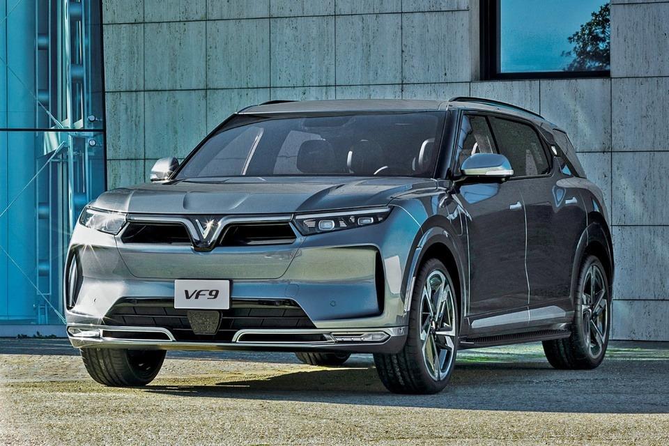 Hơn 2.000 ô tô điện VinFast bị triệu hồi để kiểm tra và thay linh kiện