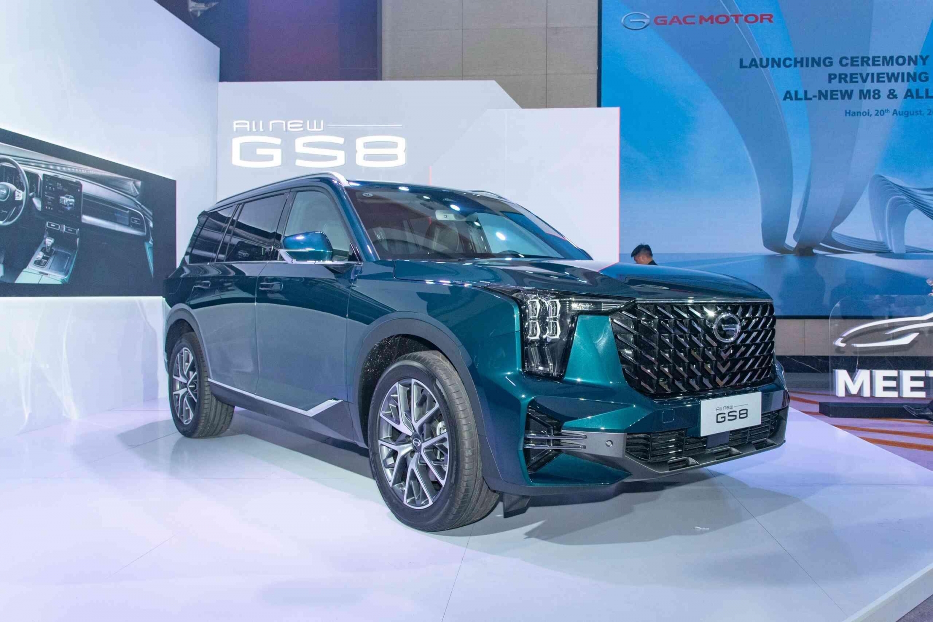 GAC GS8 - đối thủ mới của Ford Everest có giá khởi điểm từ 1,269 tỷ đồng tại Việt Nam