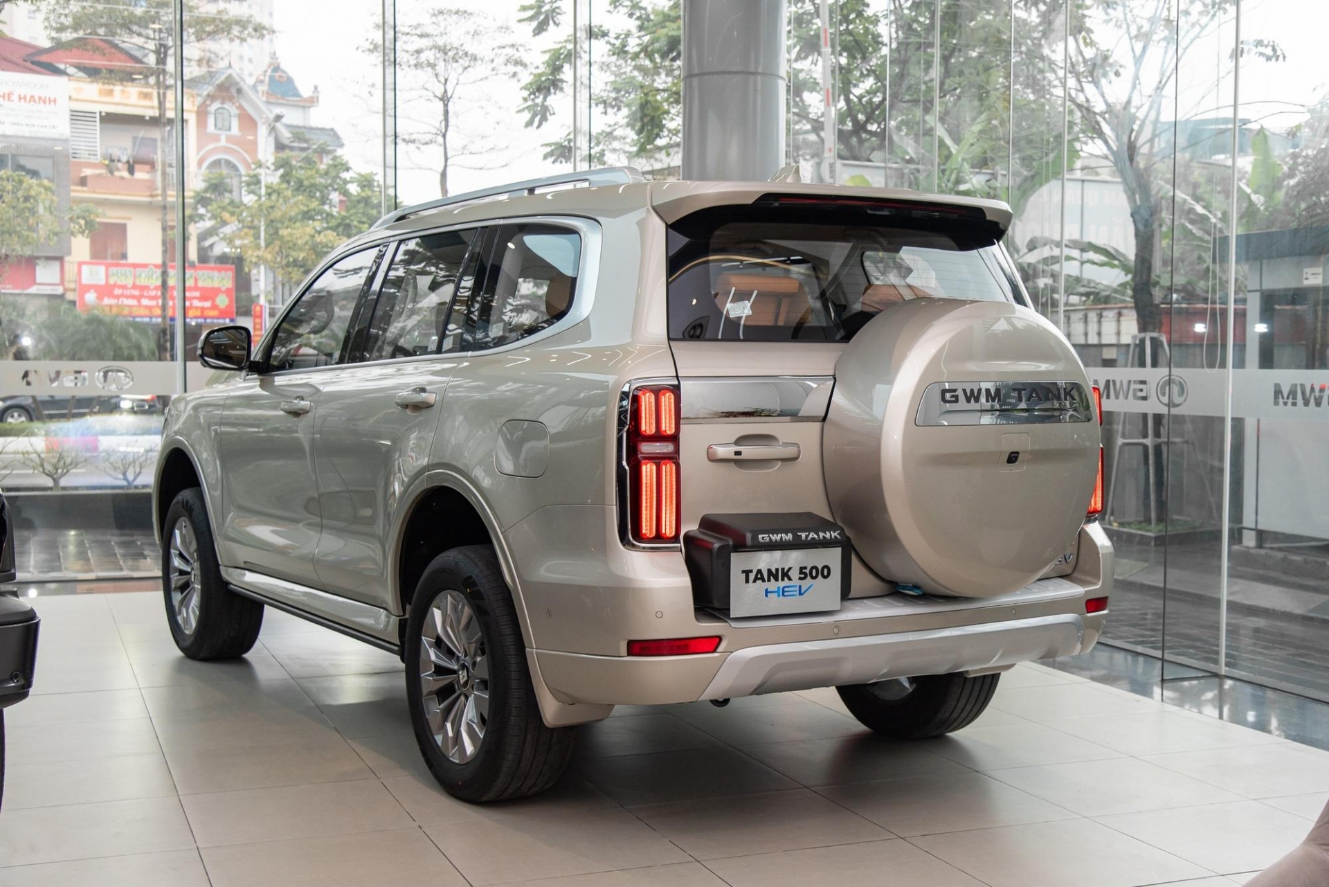 Loạt tính năng đáng chú ý của SUV cỡ lớn GWM Tank 500 HEV mới được đưa ...