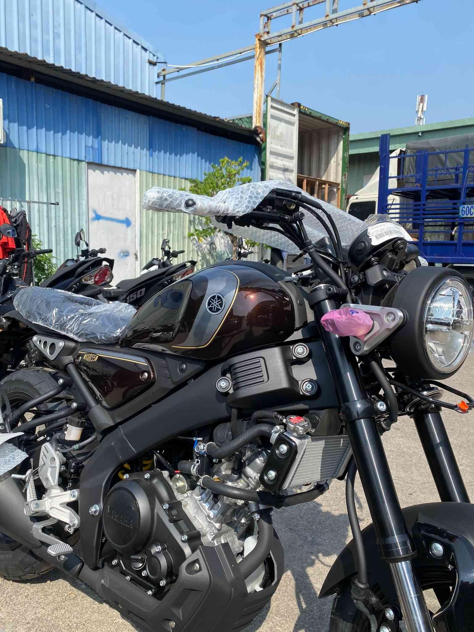 Xe côn tay Yamaha XSR155 2025 về Việt Nam: Thiết kế cổ điển, giá hơn 70 ...