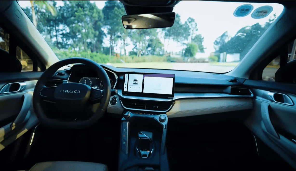 Lynk & Co 06 Core Plus chính thức cập bến Việt Nam, giá ưu đãi 659 ...