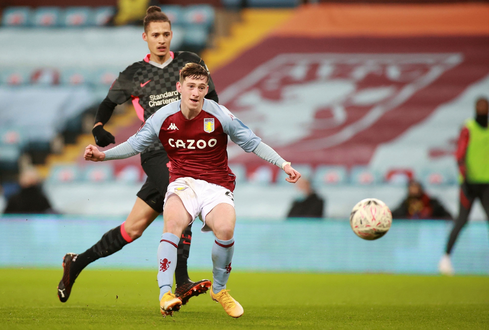 Louie Barry: 'Sút tung lưới Liverpool là khoảnh khắc đẹp nhất đời tôi'