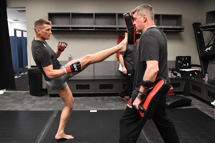 Stephen Thompson: Nếu cha qua đời, tôi cũng treo găng như Khabib