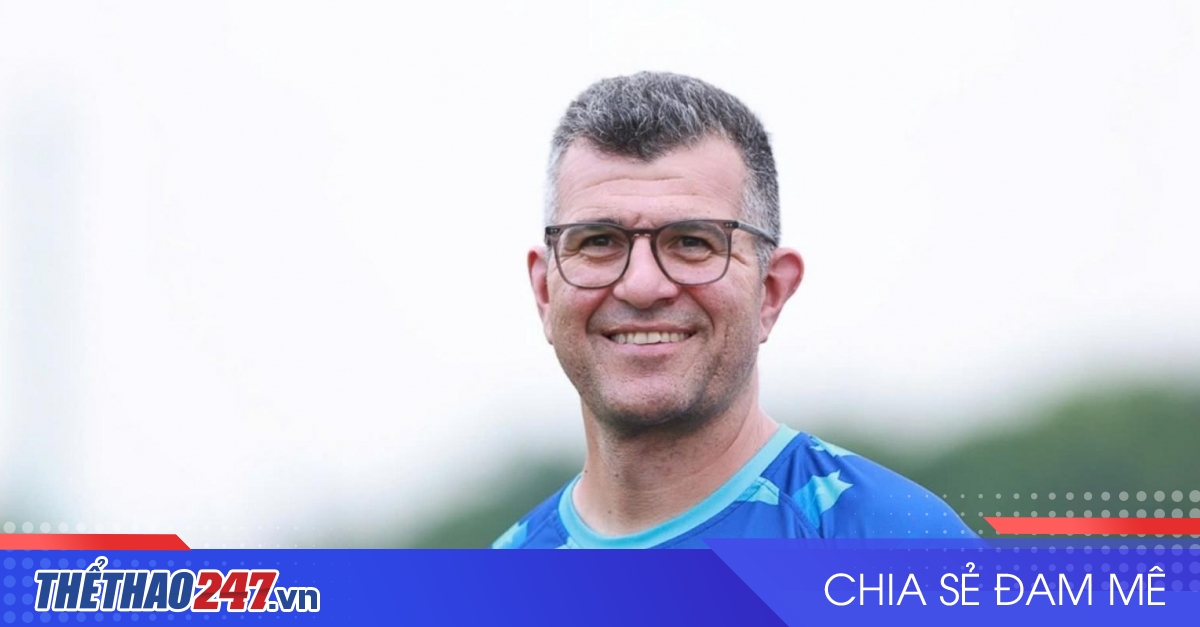 Cristiano Roland là ai? Tiểu sử HLV trưởng đội U17 Việt Nam