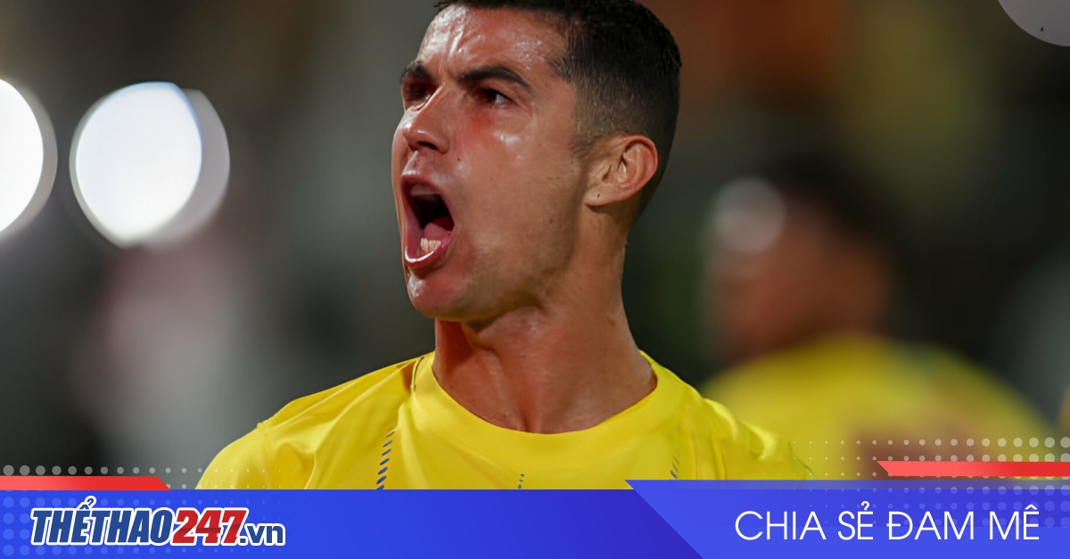 Ronaldo đáp trả tình huống liên quan đến Messi bằng cử chỉ tục tĩu