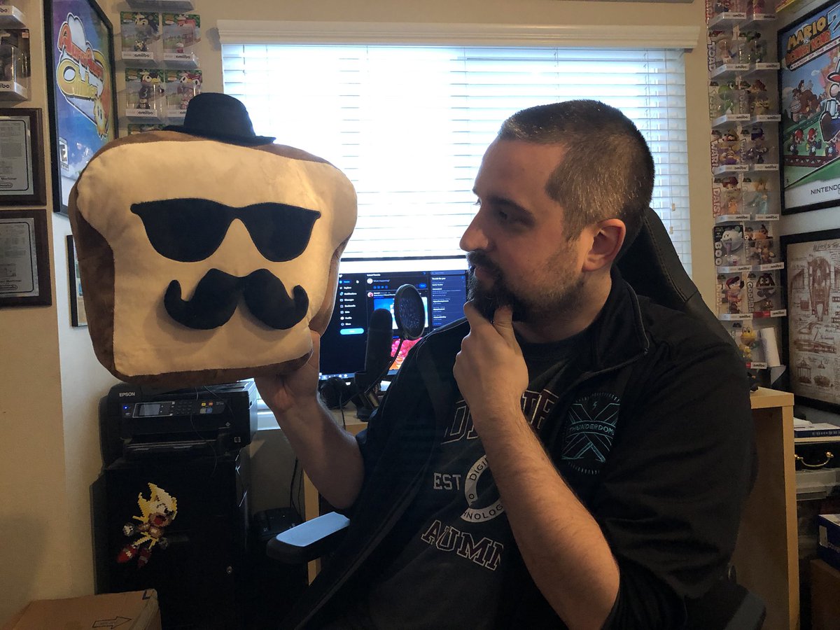 Bị chê quá gà, CEO Riot Mortdog lên thẳng rank Thách Đấu DTCL