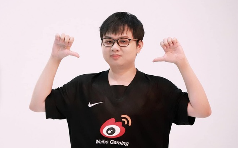 SofM được đề cử vào danh sách top 10 tuyển thủ LPL xuất sắc nhất mọi thời đại