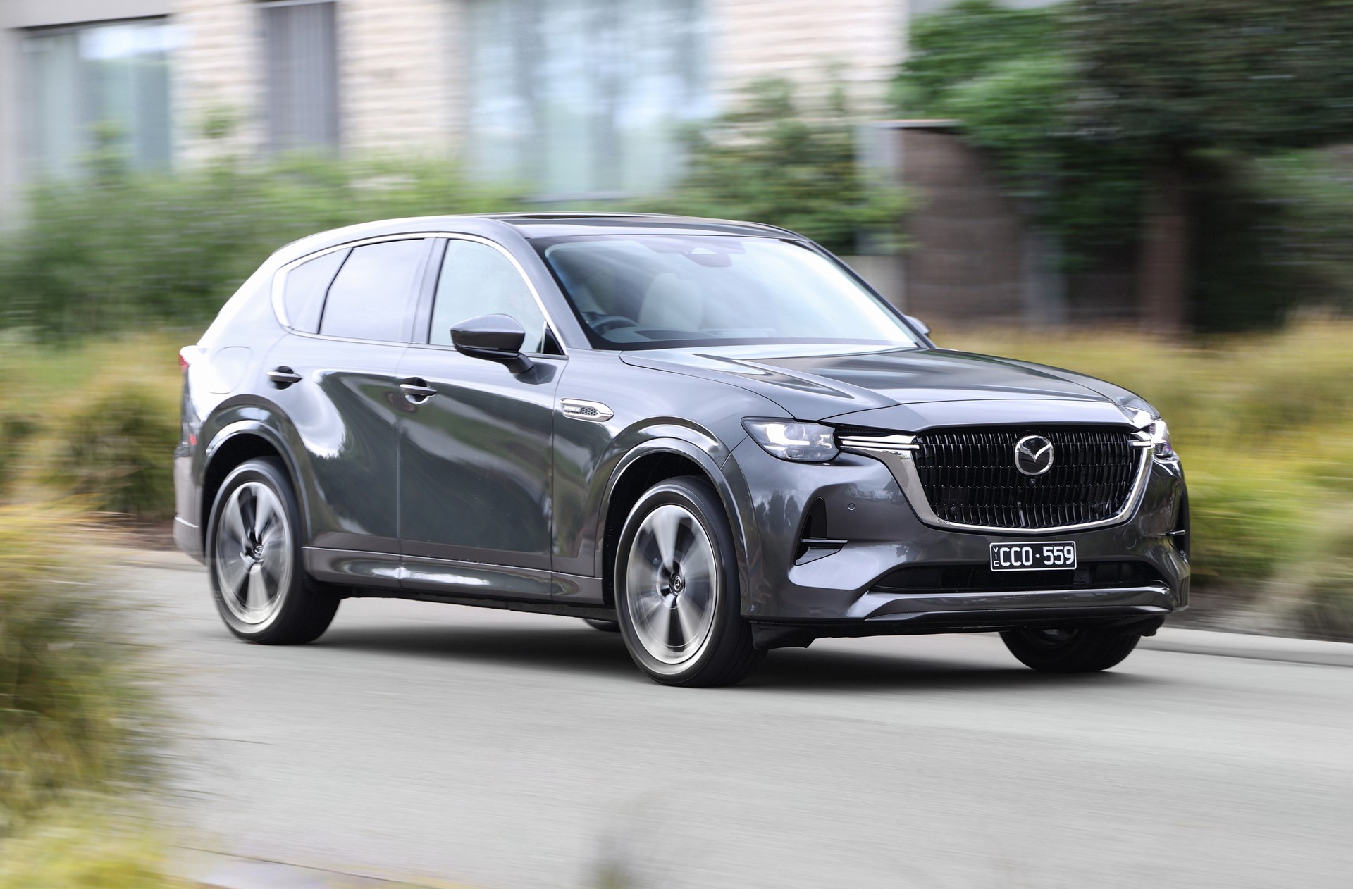 Mazda CX-60 chính thức ra mắt: thiết kế ấn tượng, nhiều trang bị hơn CX-5