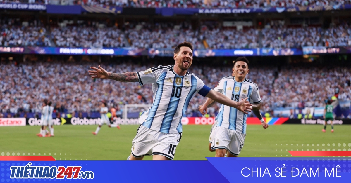 Bị Messi 'hành hạ', hậu vệ Algeria nói thẳng 1 điều về GOAT bóng đá