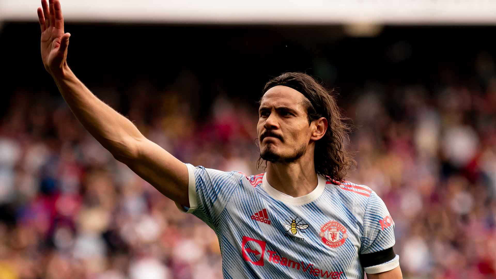 CHÍNH THỨC: Cavani rời MU