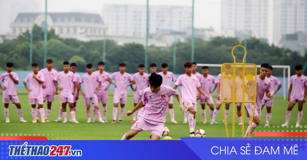 VIDEO: U16 Việt Nam rèn quân chuẩn bị sang Indonesia