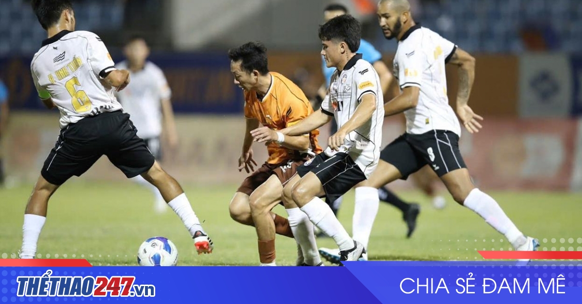 BXH V-League 2024/25 vòng 4: HAGL mất ngôi đầu