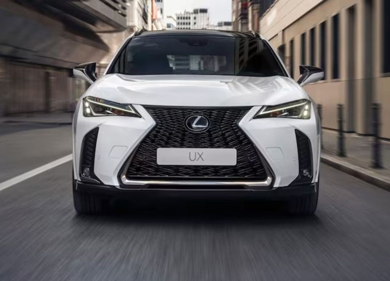 SUV hạng sang Lexus UX 2025 ra mắt, mạnh mẽ hơn với hệ truyền động ...