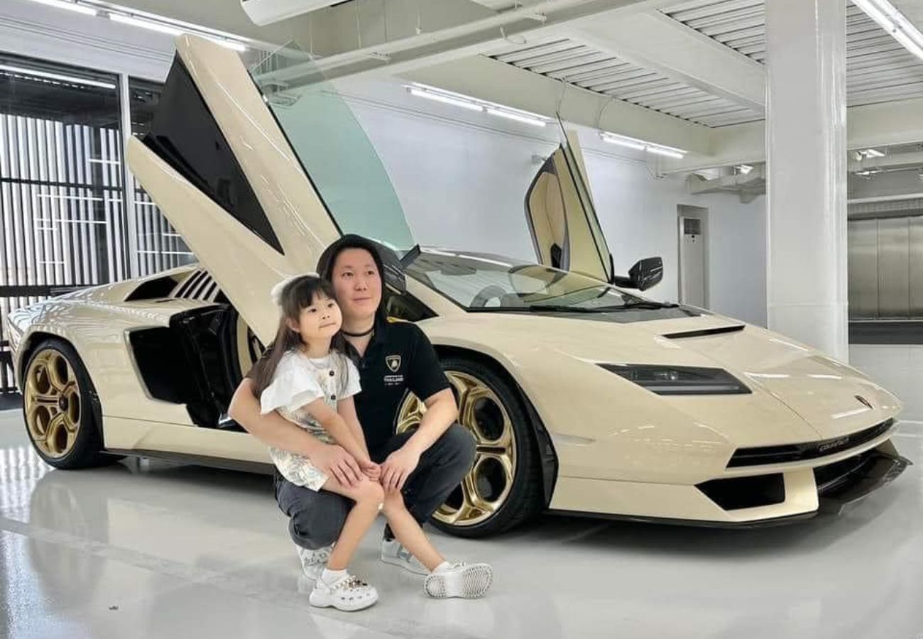 Ông bố quốc dân chi hơn 280 tỷ đồng, mua tặng con gái 6 tuổi siêu xe ...
