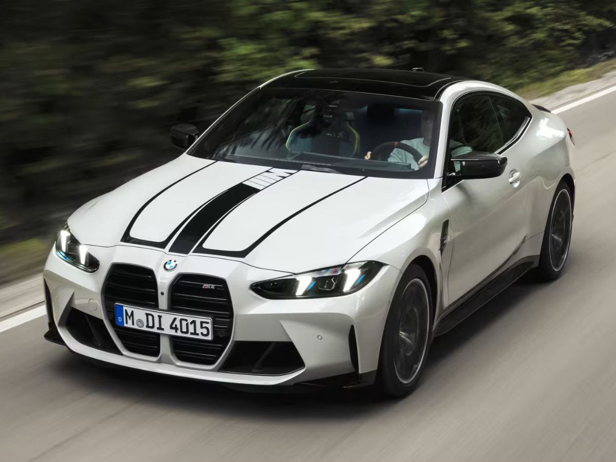 BMW ra mắt Series 4 và M4 2024, nâng cấp từ trong ra ngoài