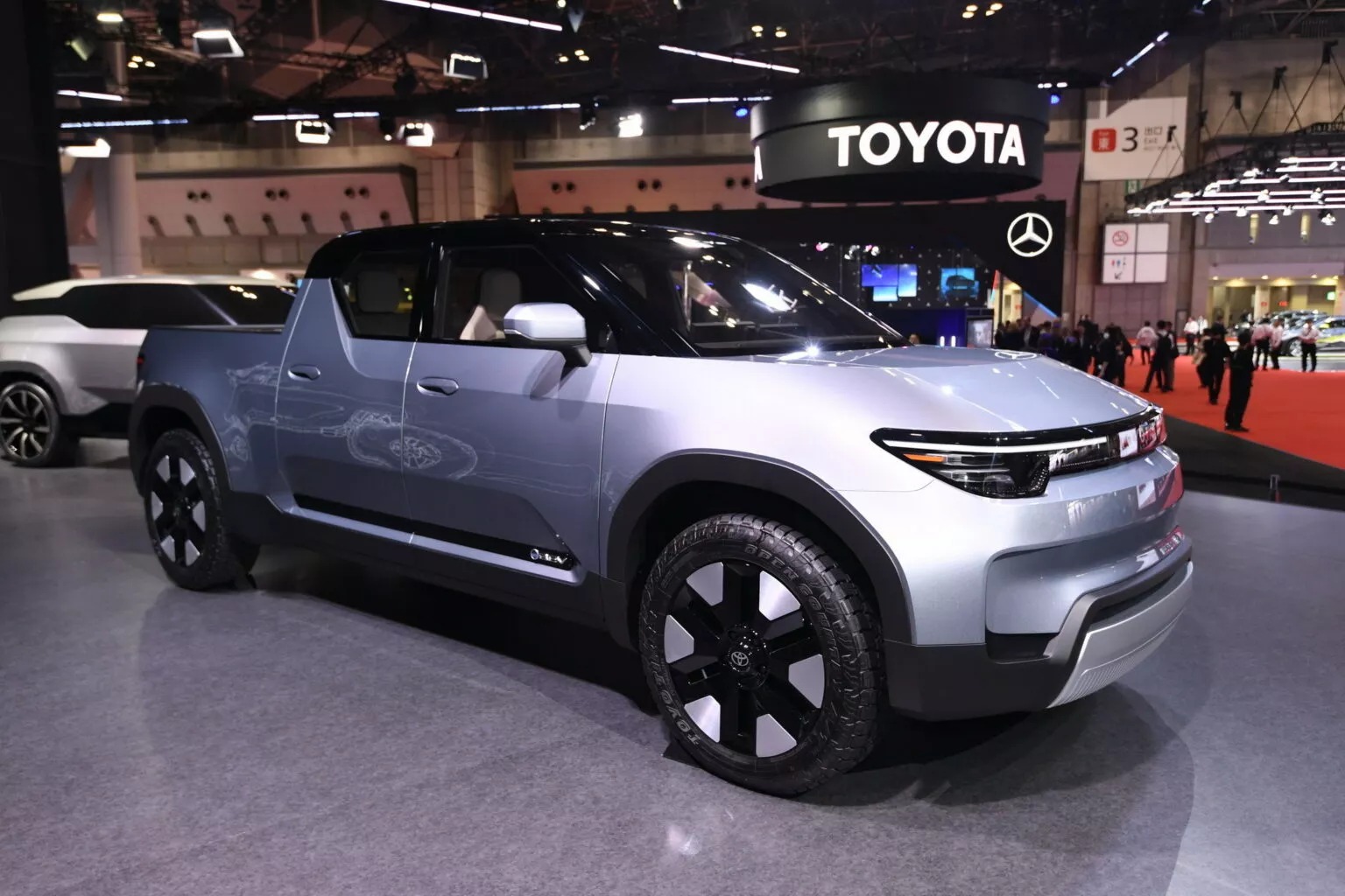 Toyota EPU Concept - Mẫu bán tải thuần điện với nội thất siêu thực dụng