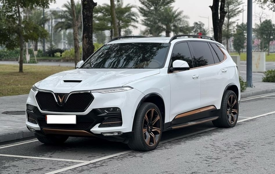 Mua VinFast President chạy lướt, tiền tiết kiệm sắm được thêm Lexus RX mới