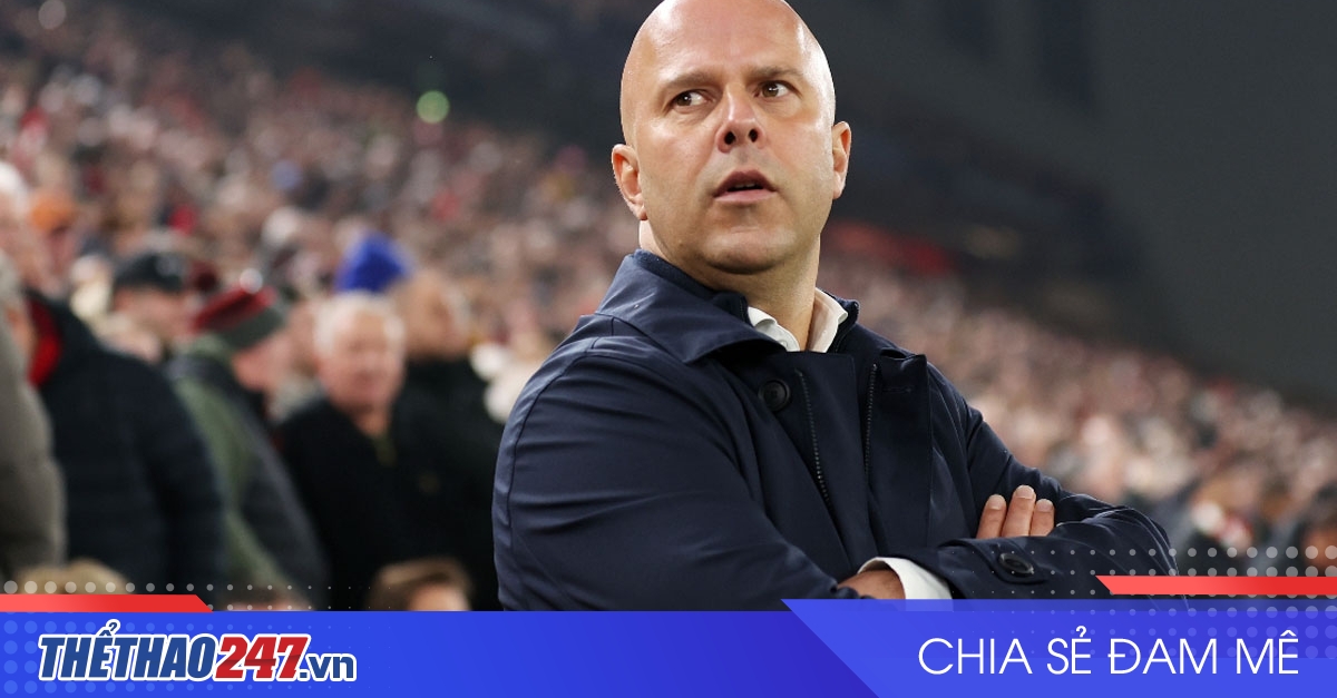 Slot trầm ngâm ở cuộc đua vô địch với Arsenal