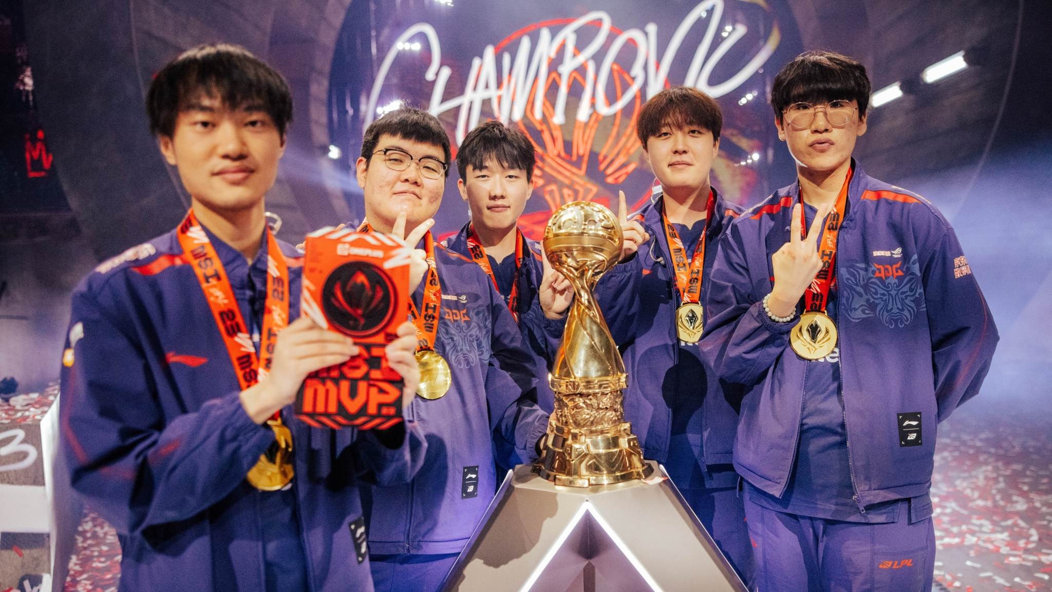 MSI 2023: Jingdong Gaming lên ngôi vô địch với thành tích bất bại