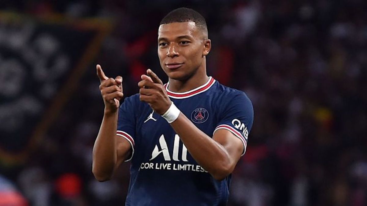 Mbappe: 'Tôi có thể ở lại PSG'