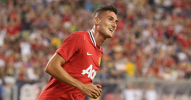 Federico Macheda chính thức gia nhập Cardiff City từ Manchester United