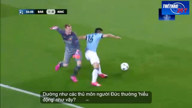 VIDEO: Thủ môn Barca suýt trả giá vì lừa bóng như Manuel Neuer