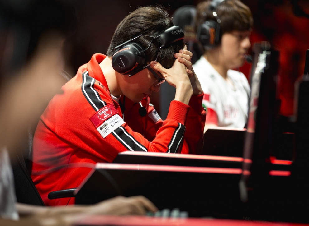 [Vòng loại CKTG 2018 khu vực LCK] SKT chính thức ngã ngựa, CKTG mùa 8 vắng mặt Faker và đồng đội