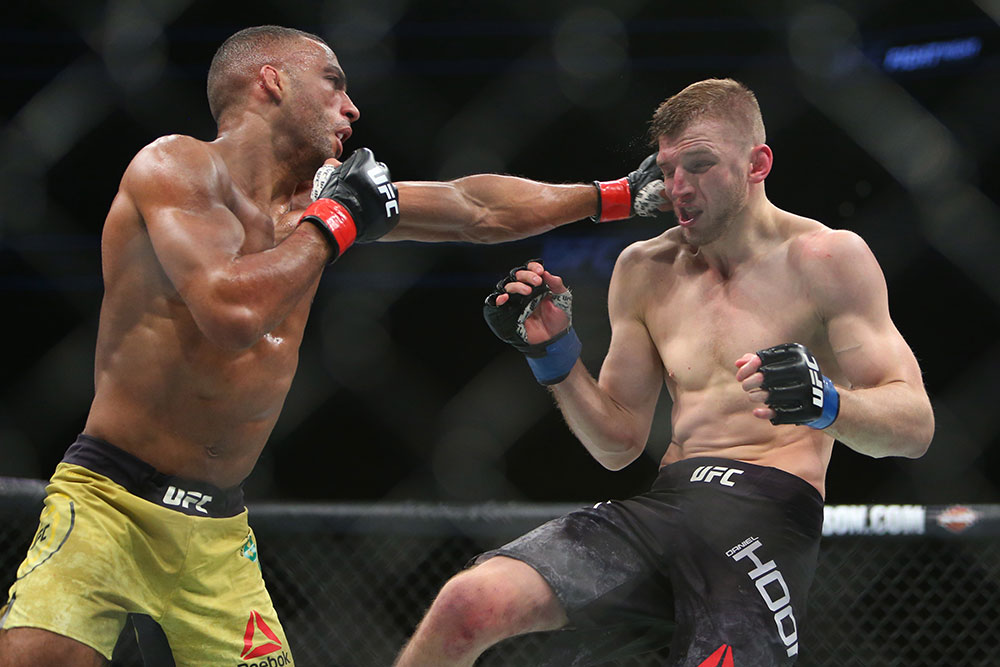 FULL TRẬN MMA: Màn đua máu kinh hoàng của Dan Hooker và Edson Barboza ...