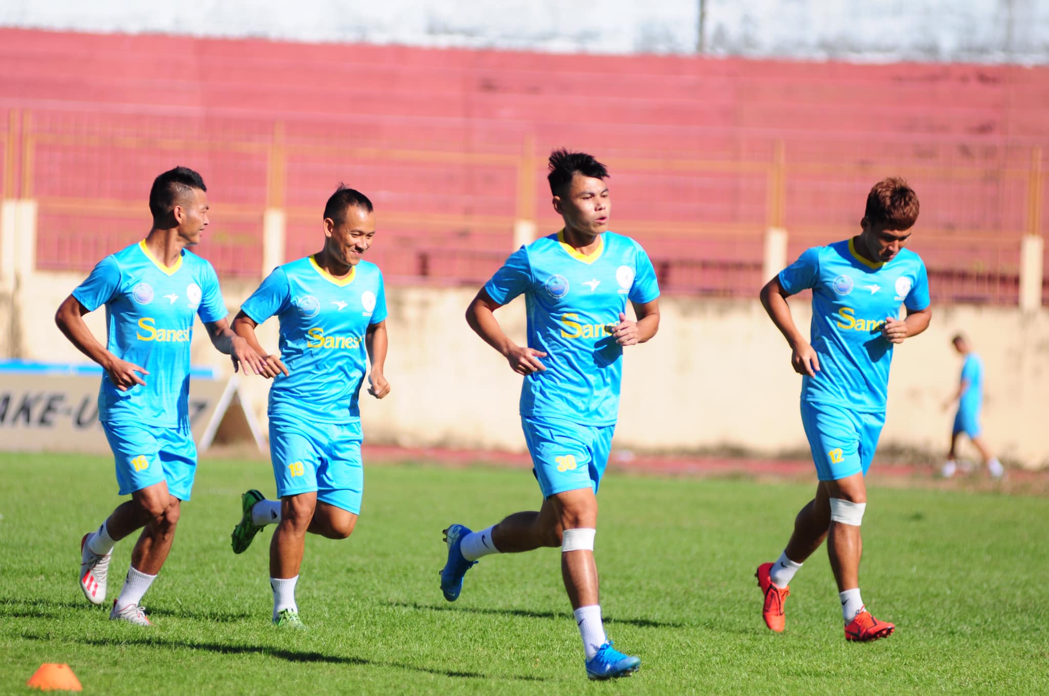 Được cam kết trả lương, cầu thủ Sanna KH ngừng đình công