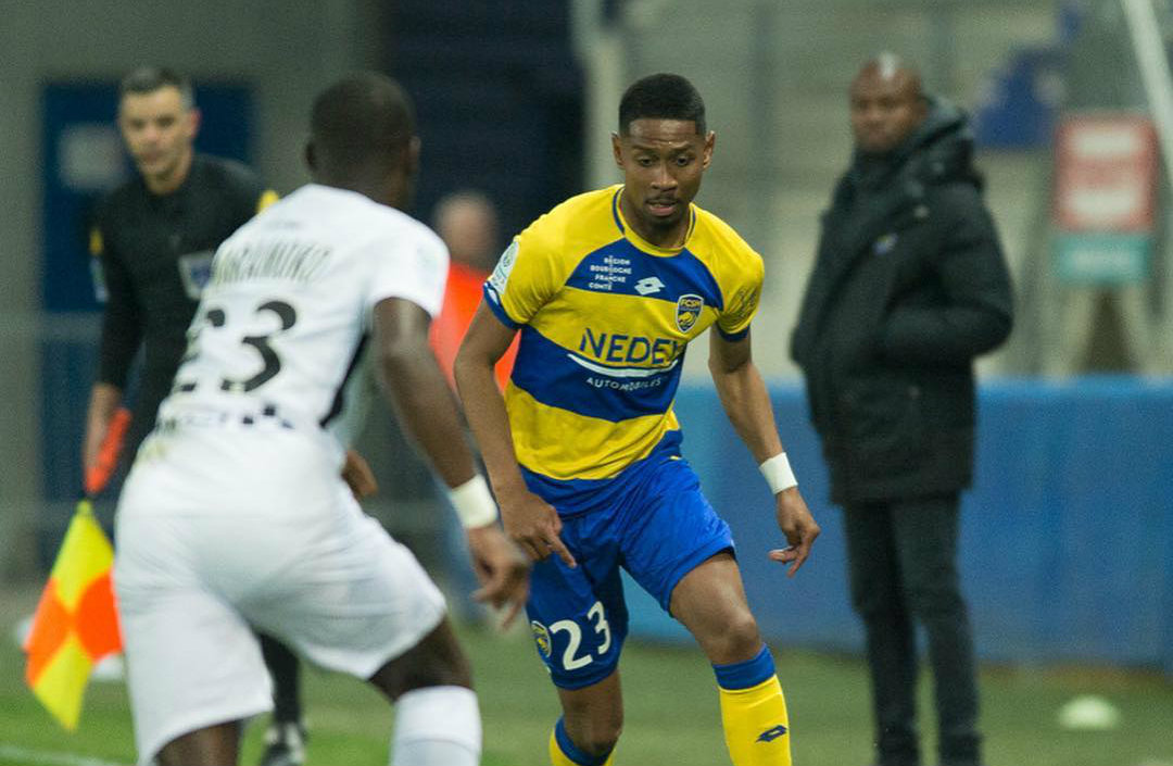 Trung vệ Jason Quang Vinh mang quốc tịch Pháp nhưng có gốc gác của 2 ...